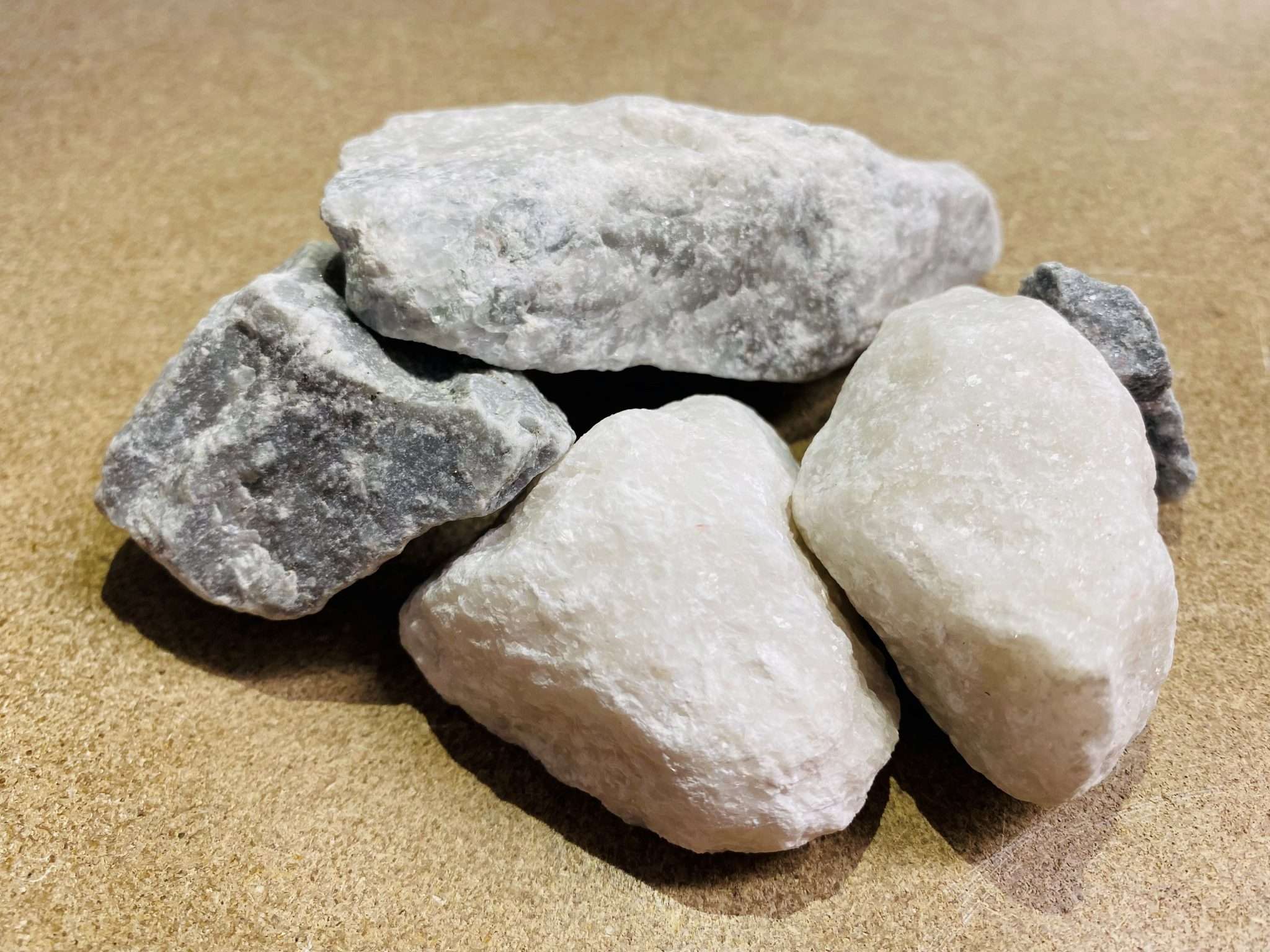 White Marble - Musselman Landscaping | Indianapolis Mulch Delivery